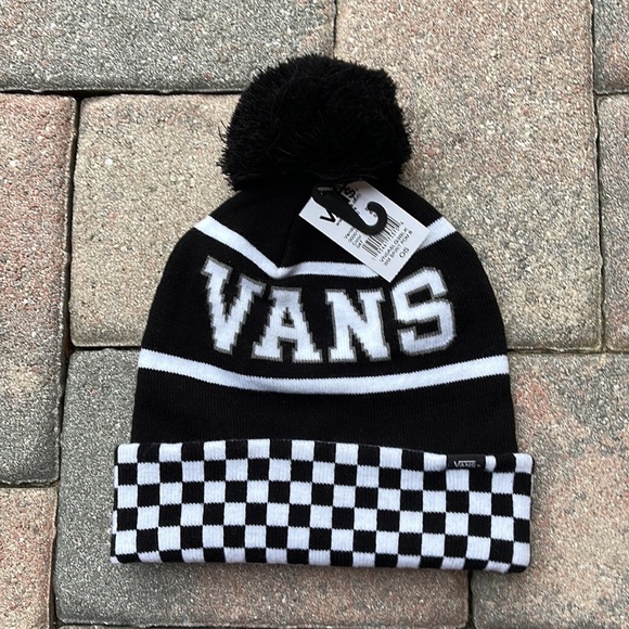 Vans | Accessories | Vans Wm Spirit Pom Black Checker Beanie ...